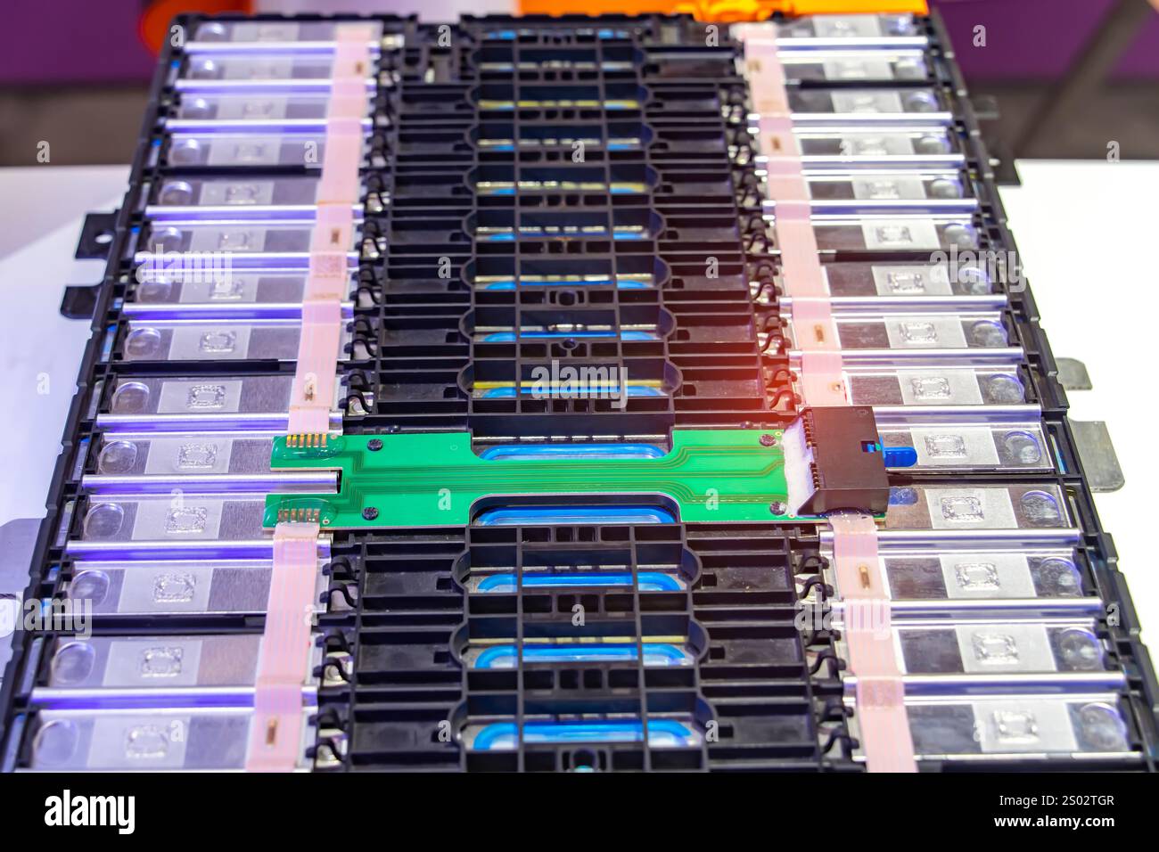 Electric car lithium battery pack and wiring connections internal ...