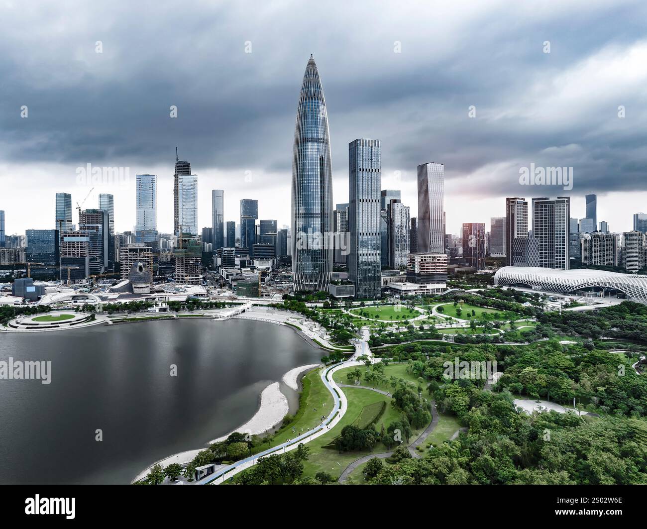 Aerial park bridge skyline shenzhen hi-res stock photography and images ...