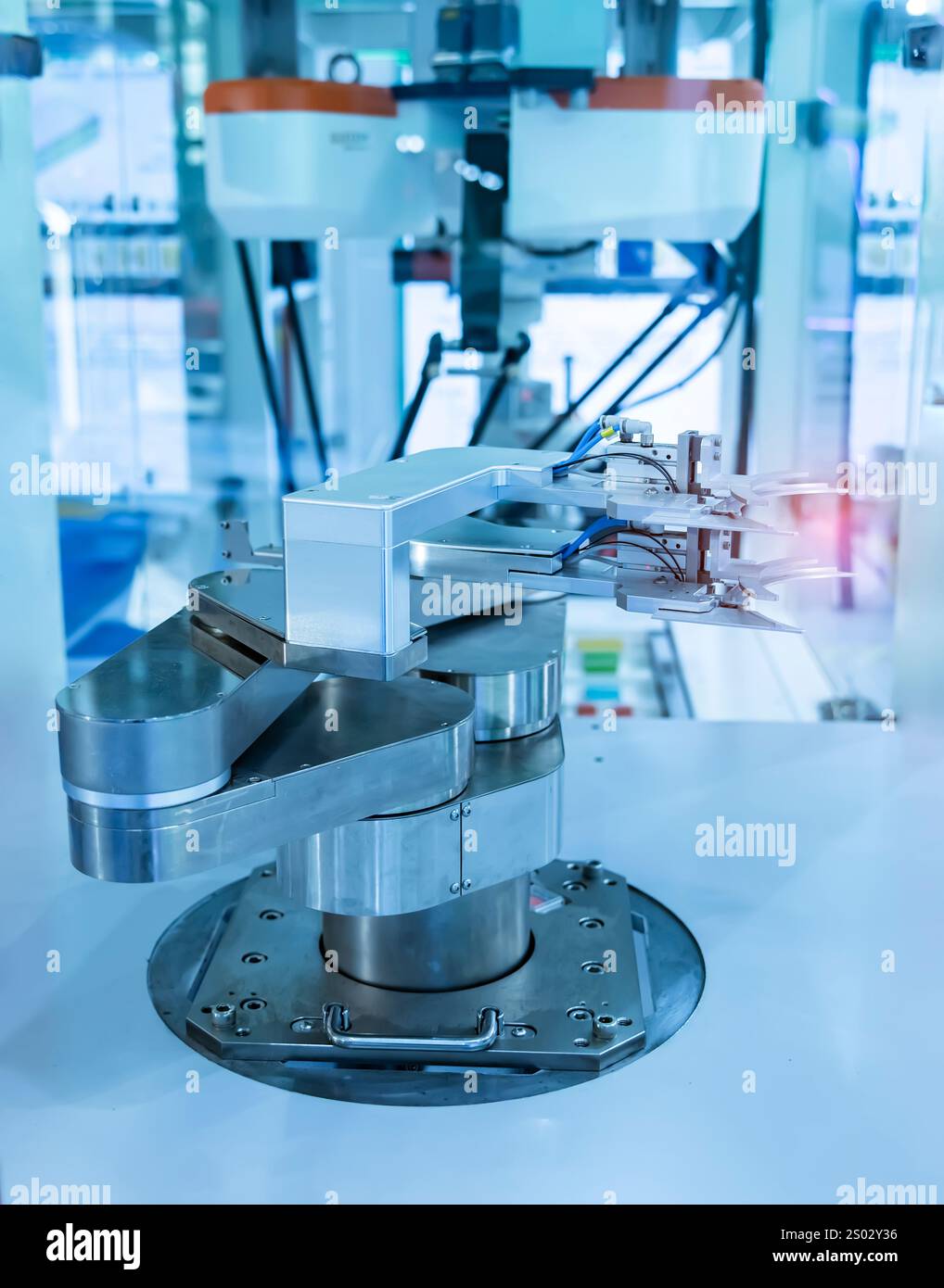 automation system control application on automate robot arm use for carry silicon wafers Stock ...