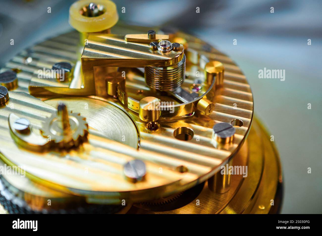 Intricate beauty of a clock mechanism revealed in stunning close-up ...