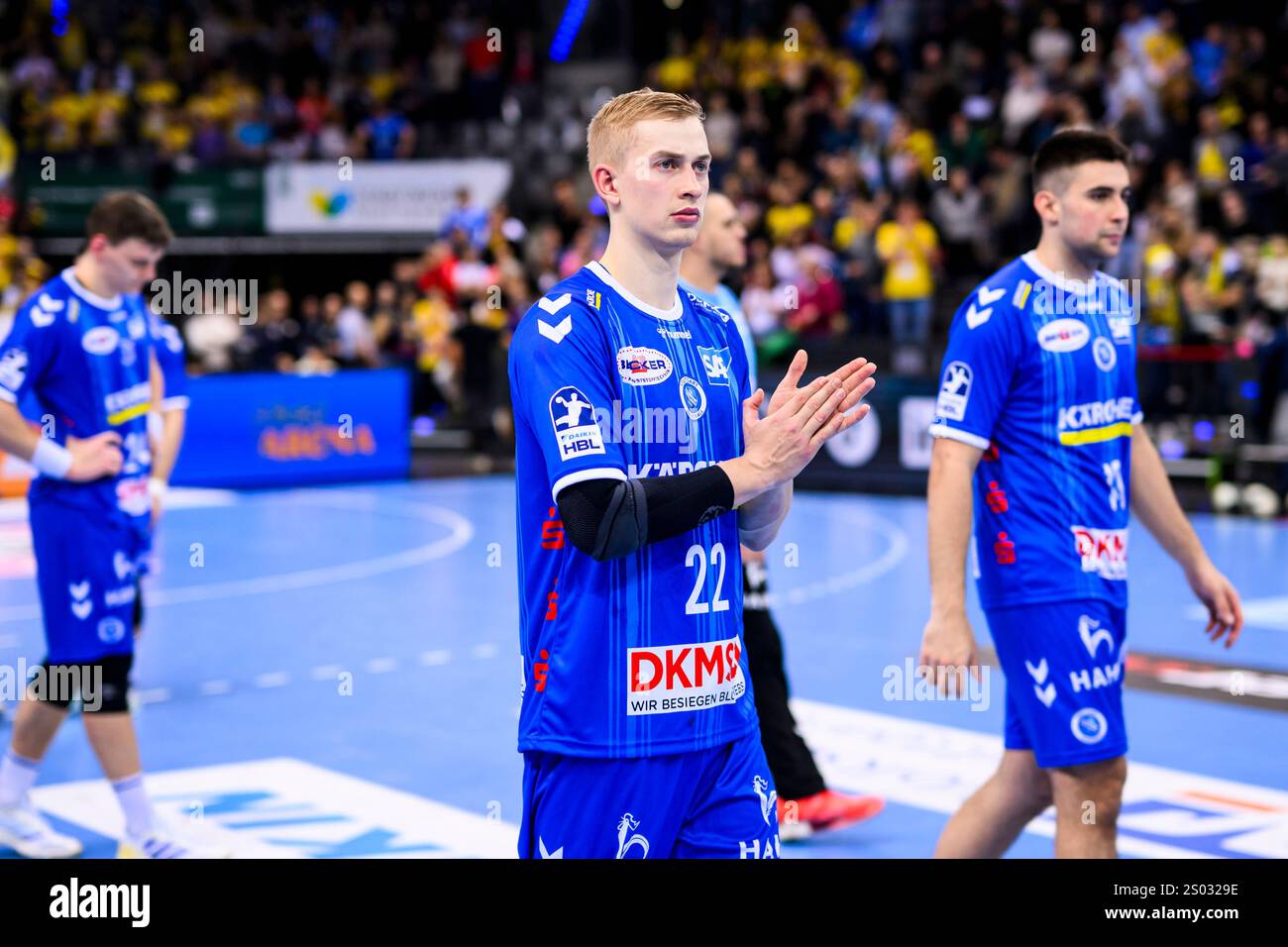 23 December 2024, Baden-Württemberg, Stuttgart: Handball: 1st ...