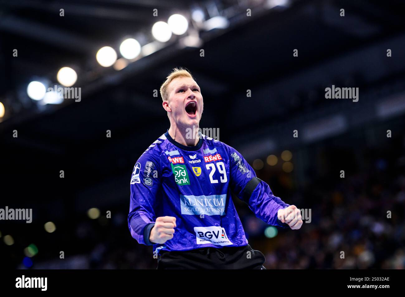 Stuttgart, Germany. 23rd Dec, 2024. Handball: 1st Bundesliga, men, 2024 ...