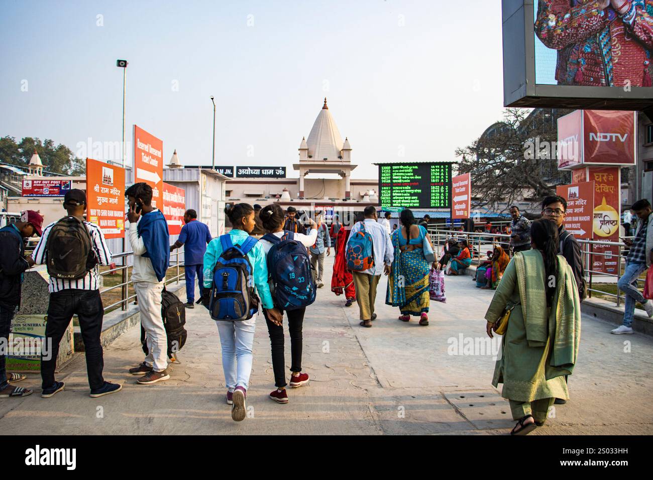 Pilgrims arriving or departing at Railway Junction in Ayodhya, UP ...