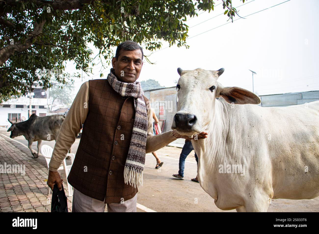 Life in Panchavati facility, Karsevak Puram in Ayodhya, UP, India Stock ...