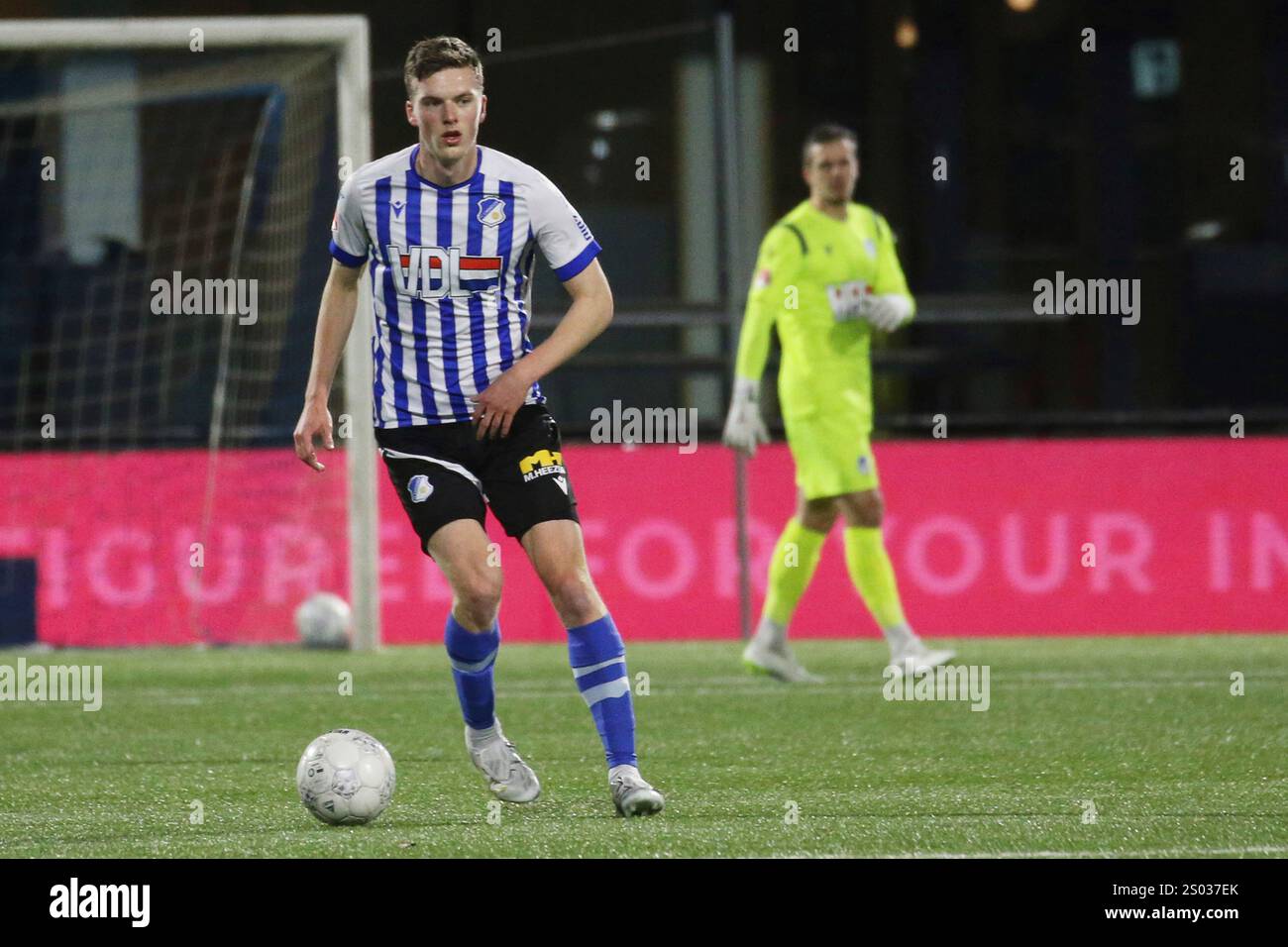 Eindhoven, Niederlande. 17th Dec, 2024. Eindhoven, Niederlande 17. Dezember 2024: KNVB-Pokal - 2 ...