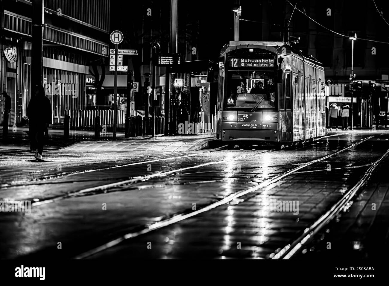 Sign on main street Black and White Stock Photos & Images - Alamy