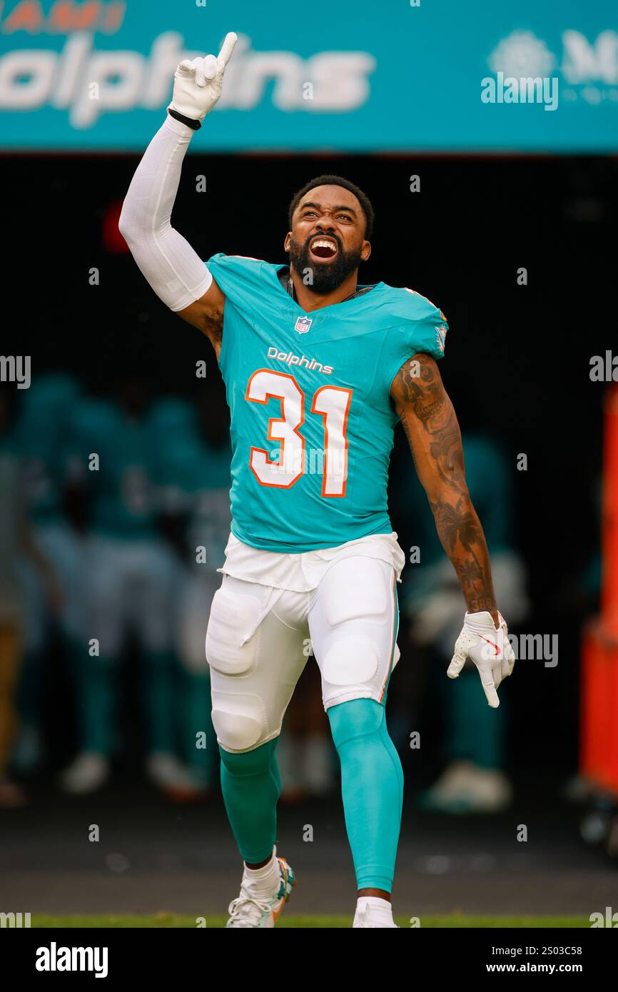 Miami Gardens, FL USA; Miami Dolphins running back Raheem Mostert (31) runs out to the field ...
