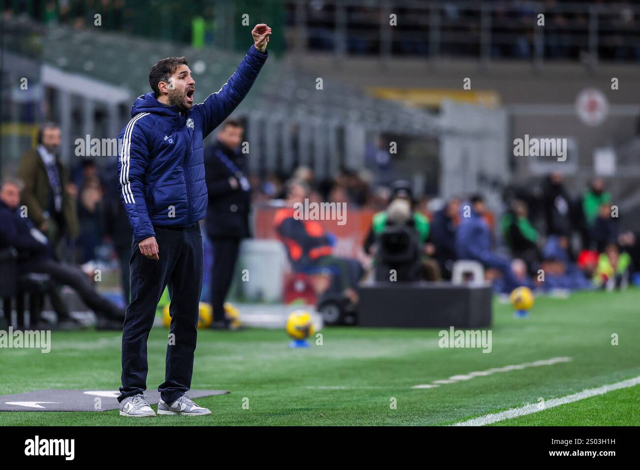 Como cesc fabregas hi-res stock photography and images - Alamy Como cesc fabregas hi-res stock photography and images - Alamy