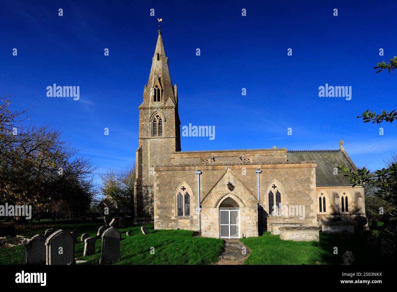 All Saints Church and Pilton Manor, Pilton village, Northamptonshire ...