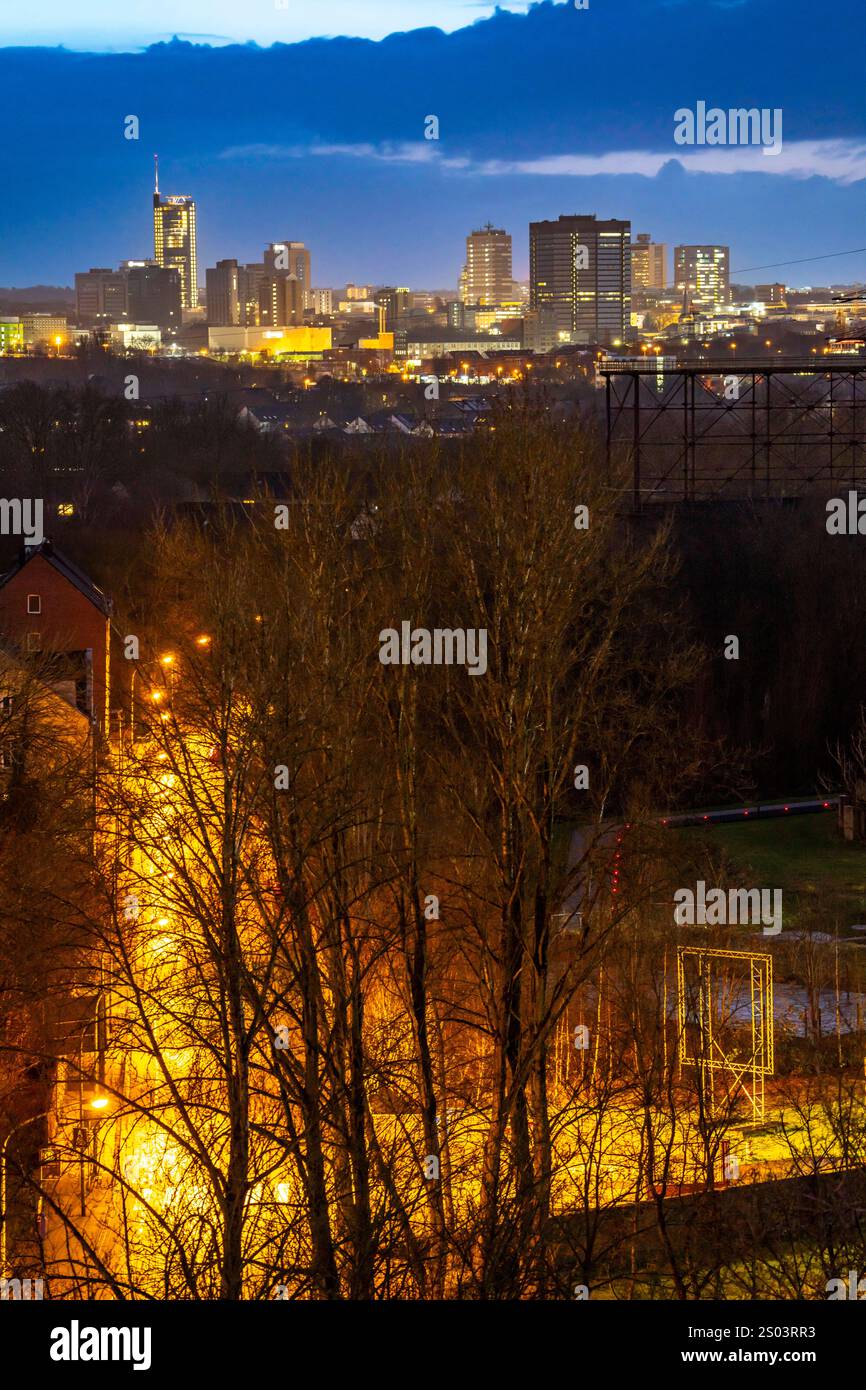 Skyline der Innenstadt von Essen, Blick aus Norden, Straße Ahrendahls ...