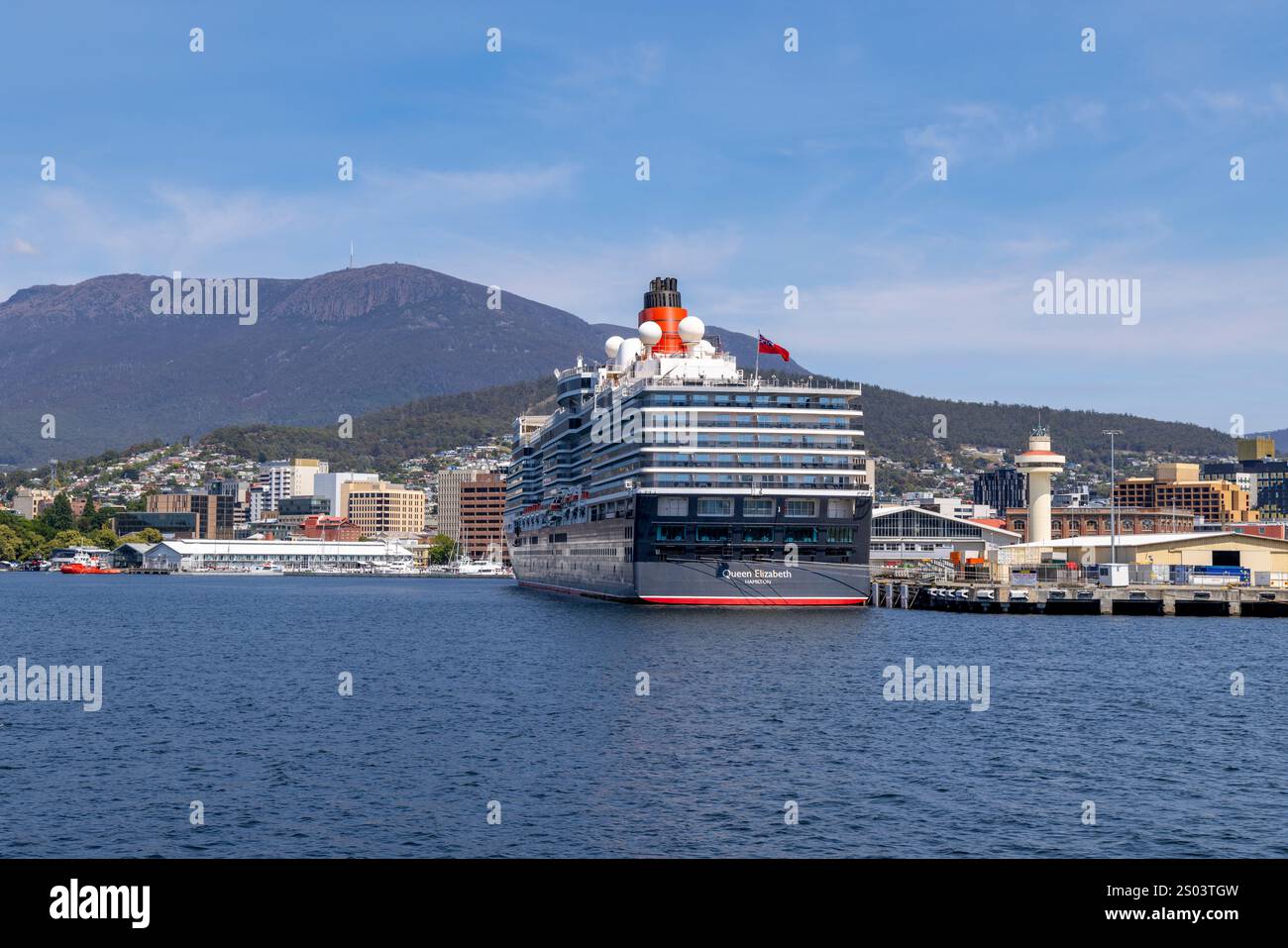 Cunard Queen Elizabeth Cruise Ship alongside in Hobart Tasmania at ...