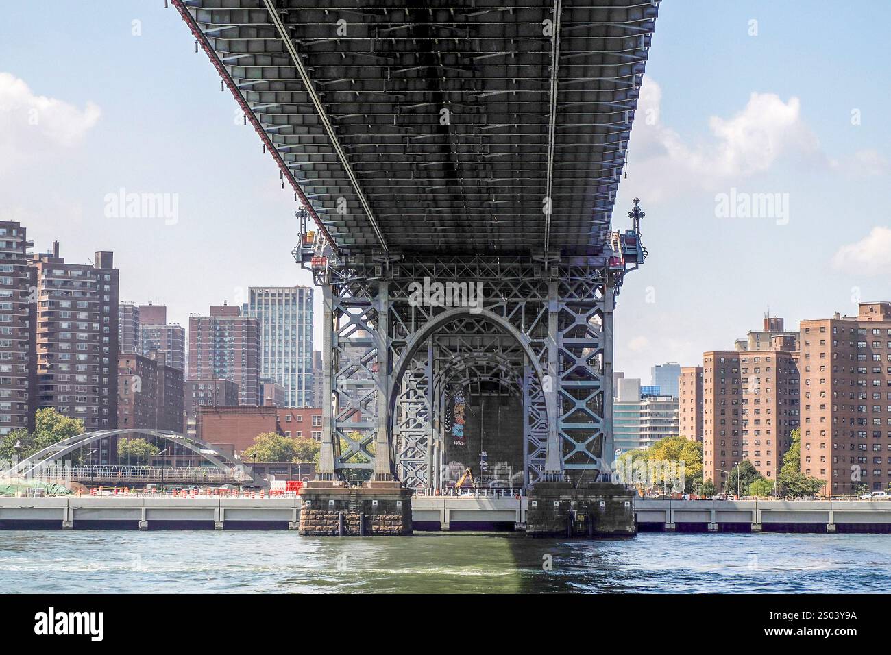 Williamsburg bridge new york manhattan view from East river boat cruise ...