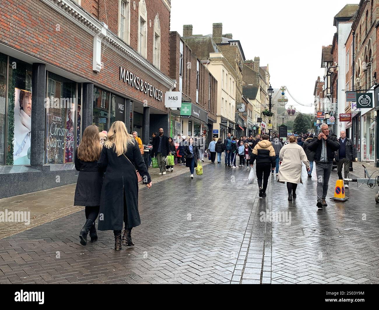 Windsor, Berkshire, UK. 24th December, 2024. It was a damp gloomy day ...