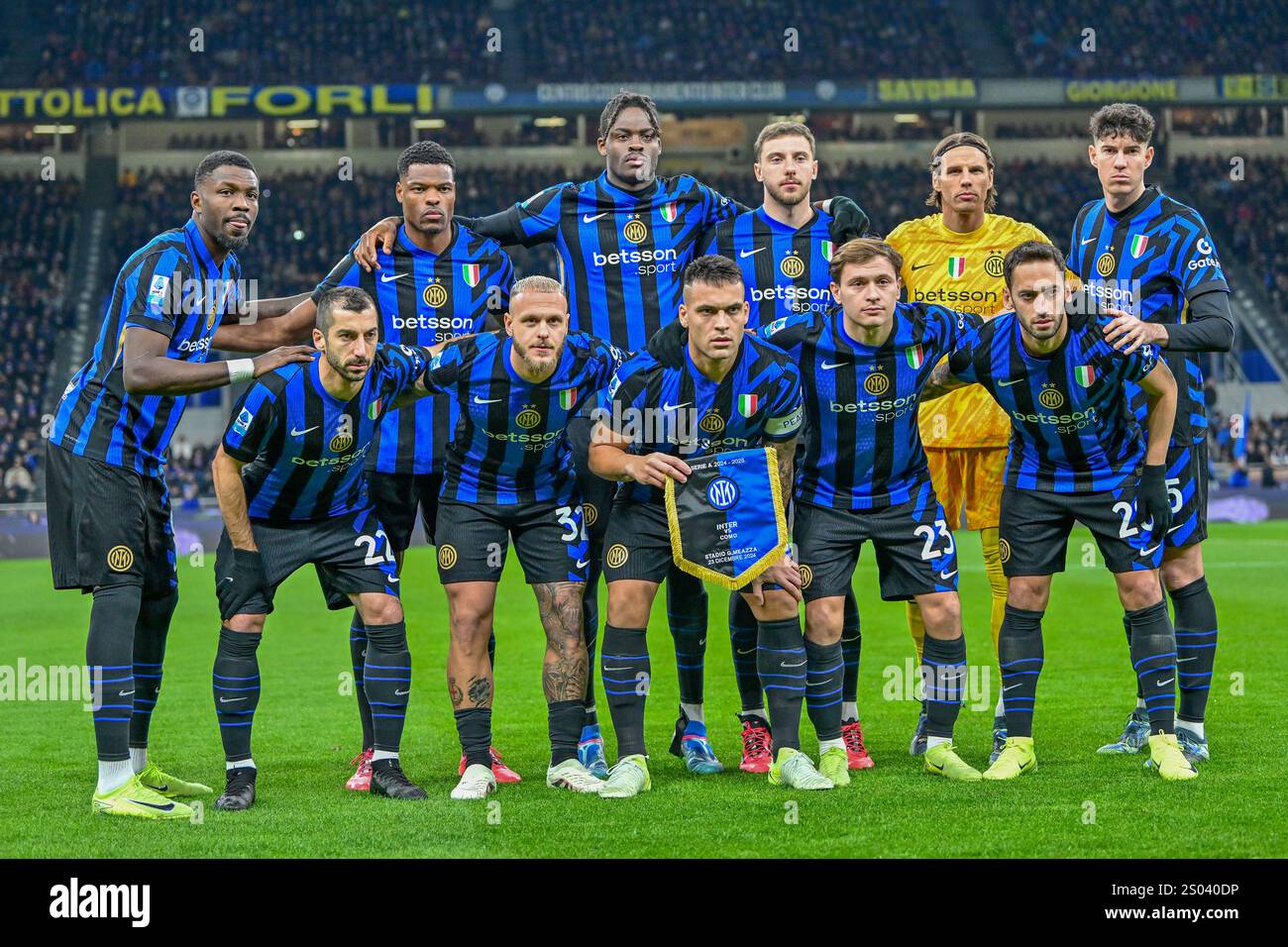 Inter milan v como 1907 hi-res stock photography and images - Alamy