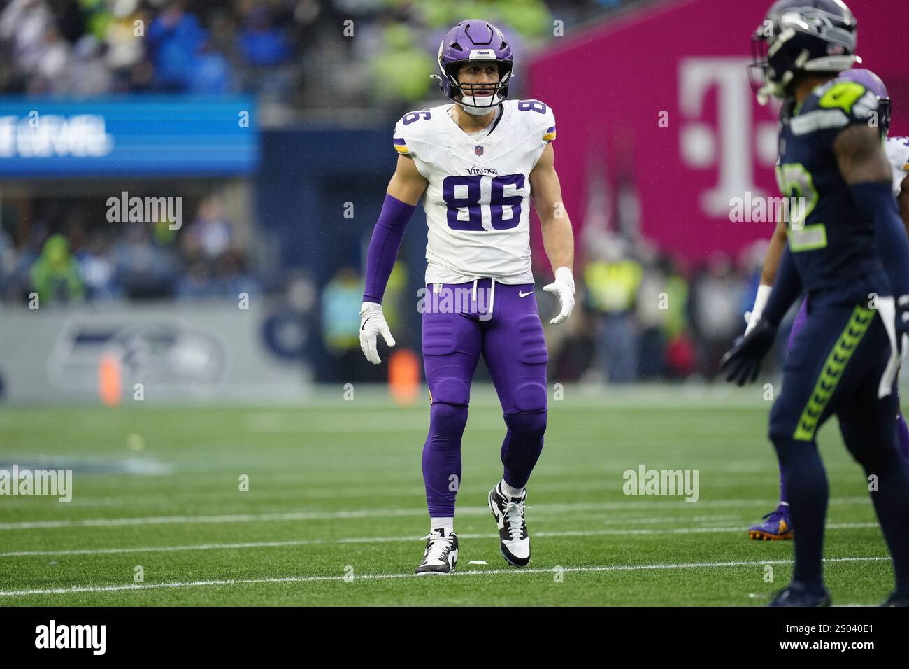 Minnesota Vikings tight end Johnny Mundt (86) looks on during an NFL ...