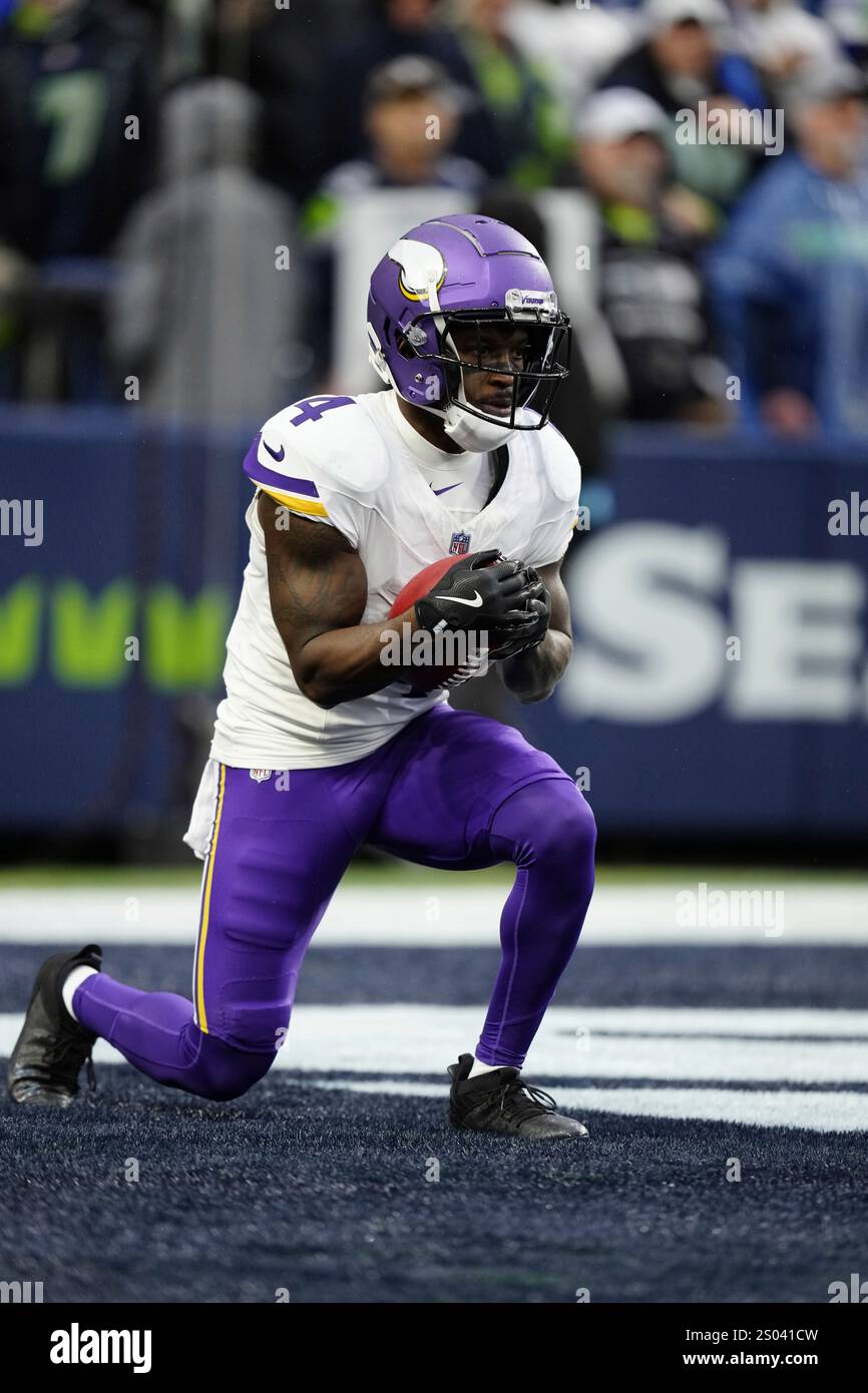 Minnesota Vikings wide receiver Brandon Powell (4) kneels for a ...
