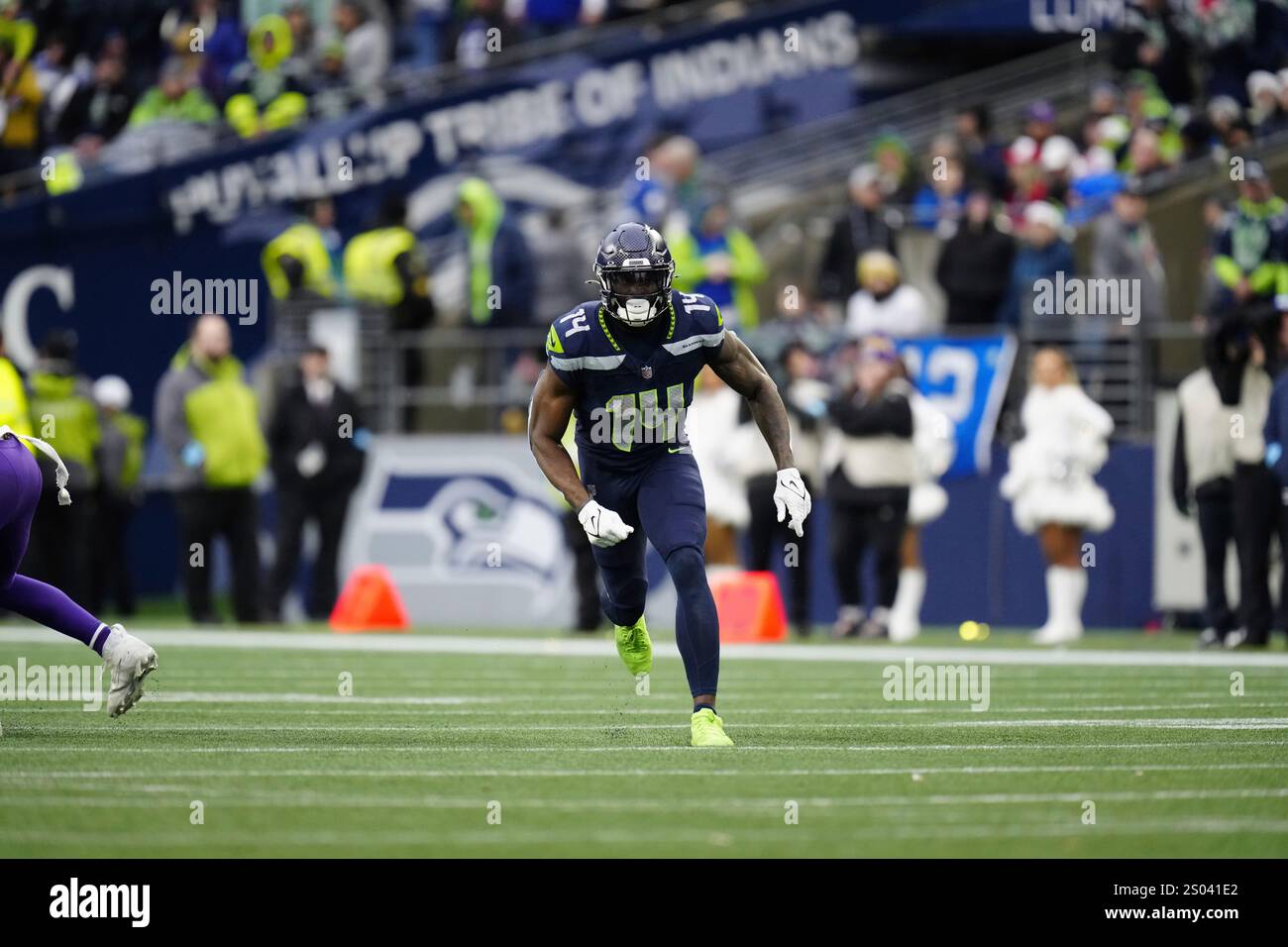 Seattle Seahawks wide receiver DK Metcalf (14) runs down the field ...