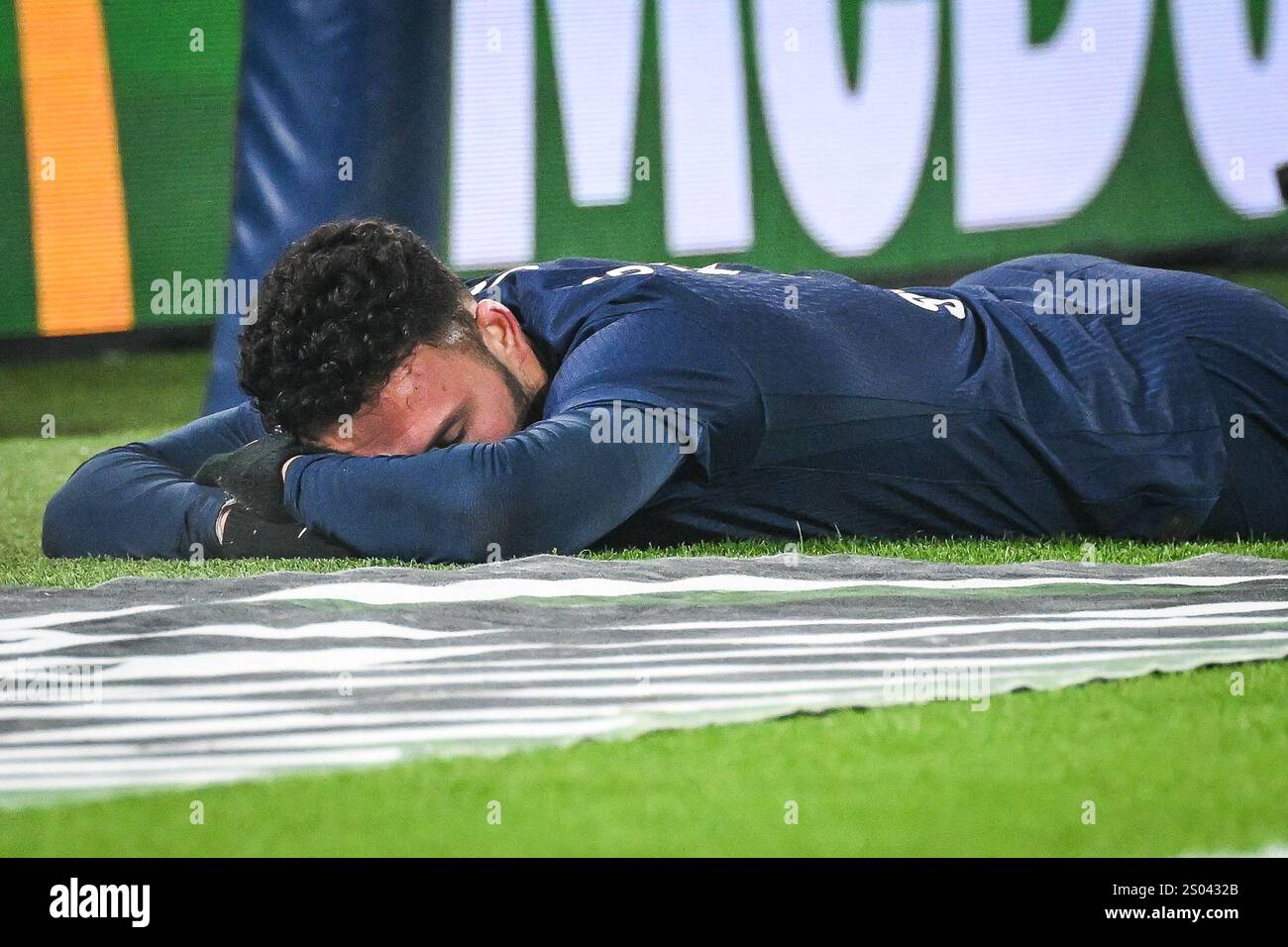 Paris, France. 30th Nov, 2024. Goncalo RAMOS of PSG looks dejected during the French ...