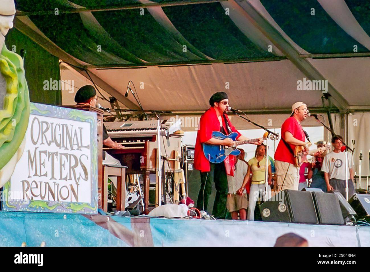 Original meters reunion hi-res stock photography and images - Alamy