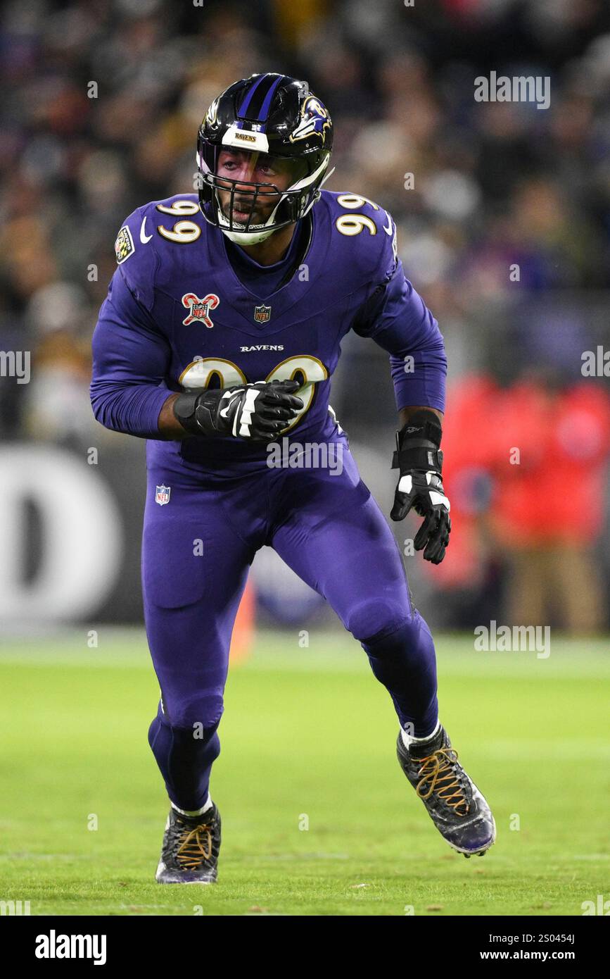 Baltimore Ravens linebacker Odafe Oweh (99) in action during the first ...