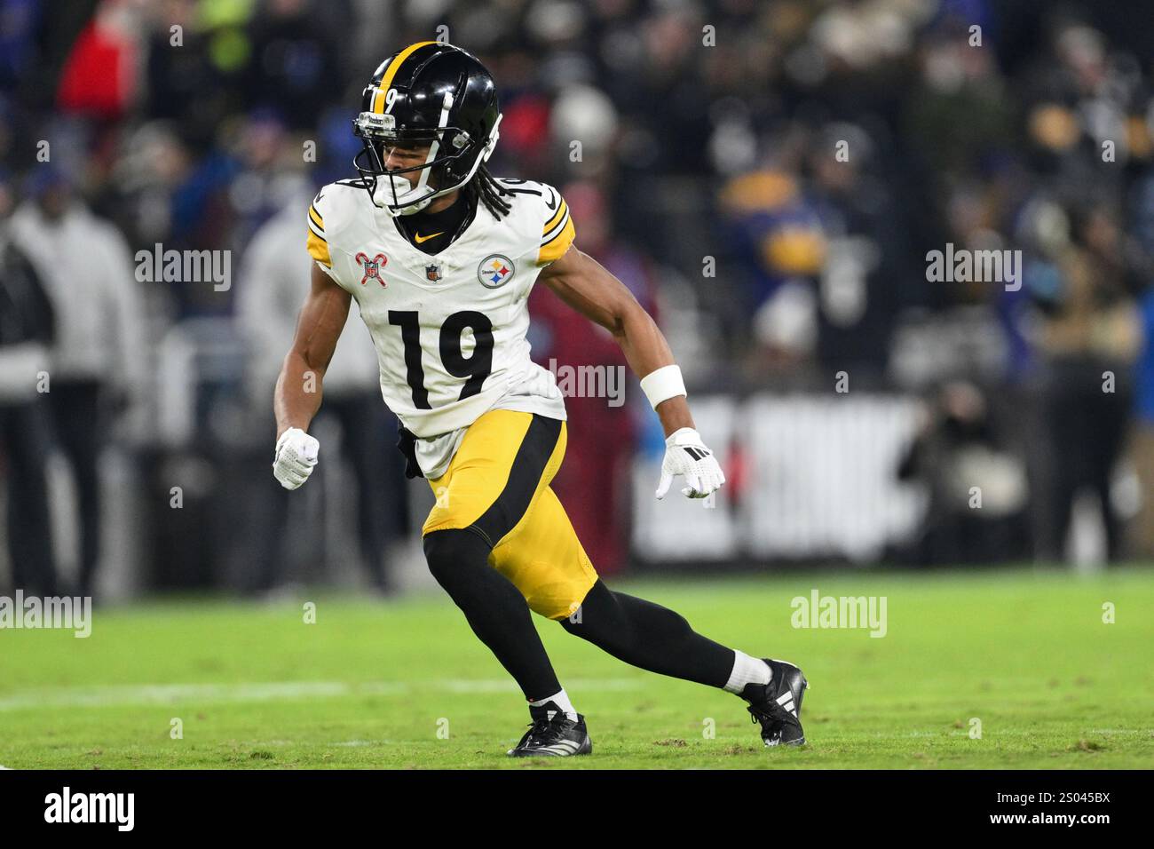 Pittsburgh Steelers wide receiver Calvin Austin III (19) in action ...