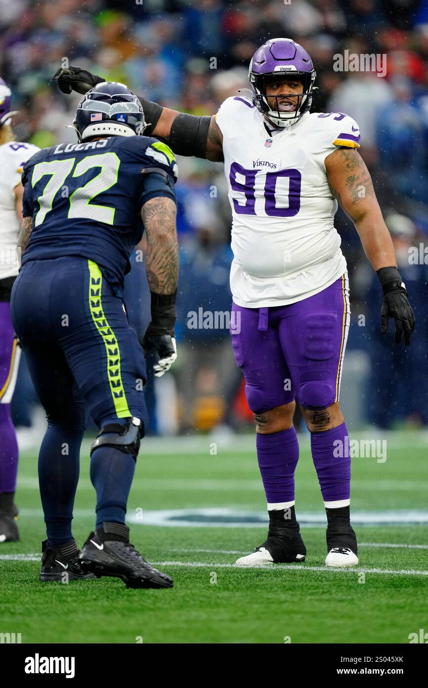 Minnesota Vikings defensive end Jonathan Bullard (90) and Seattle ...