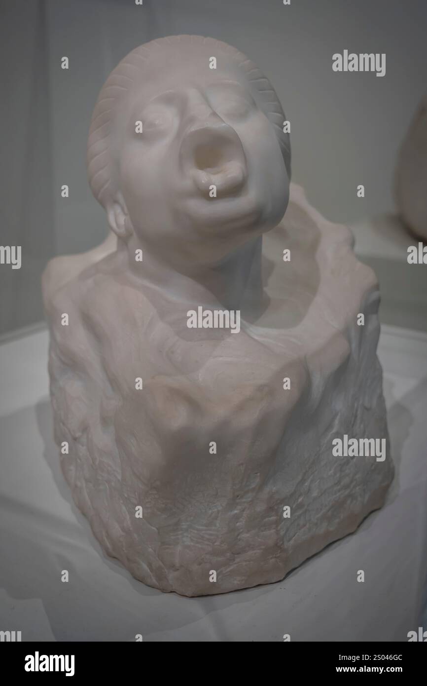 Paris, France - 12 14 2024: Bourdelle Museum. Marble sculpture Woman ...