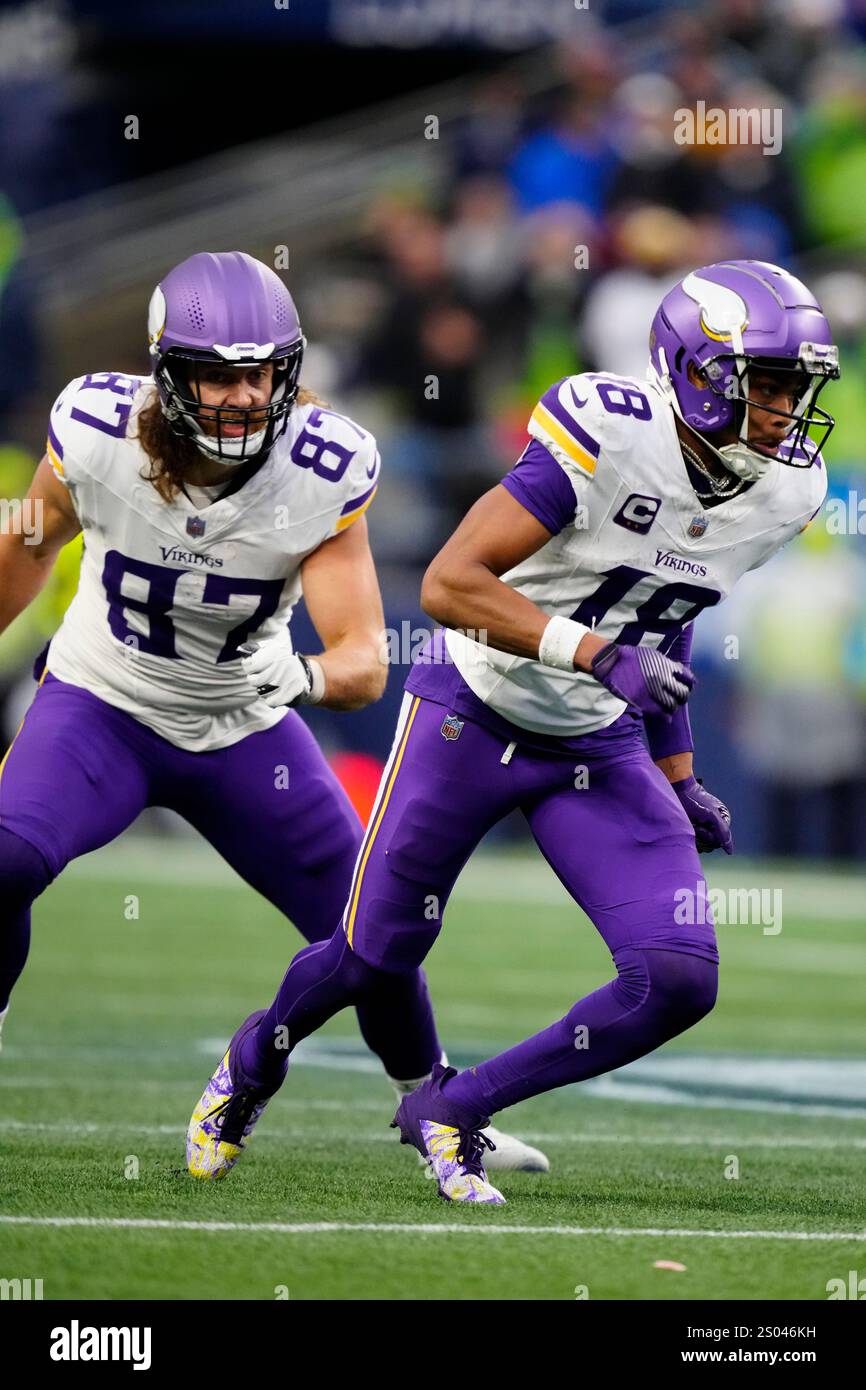 Minnesota Vikings wide receiver Justin Jefferson (18) and Minnesota Vikings tight end T.J ...