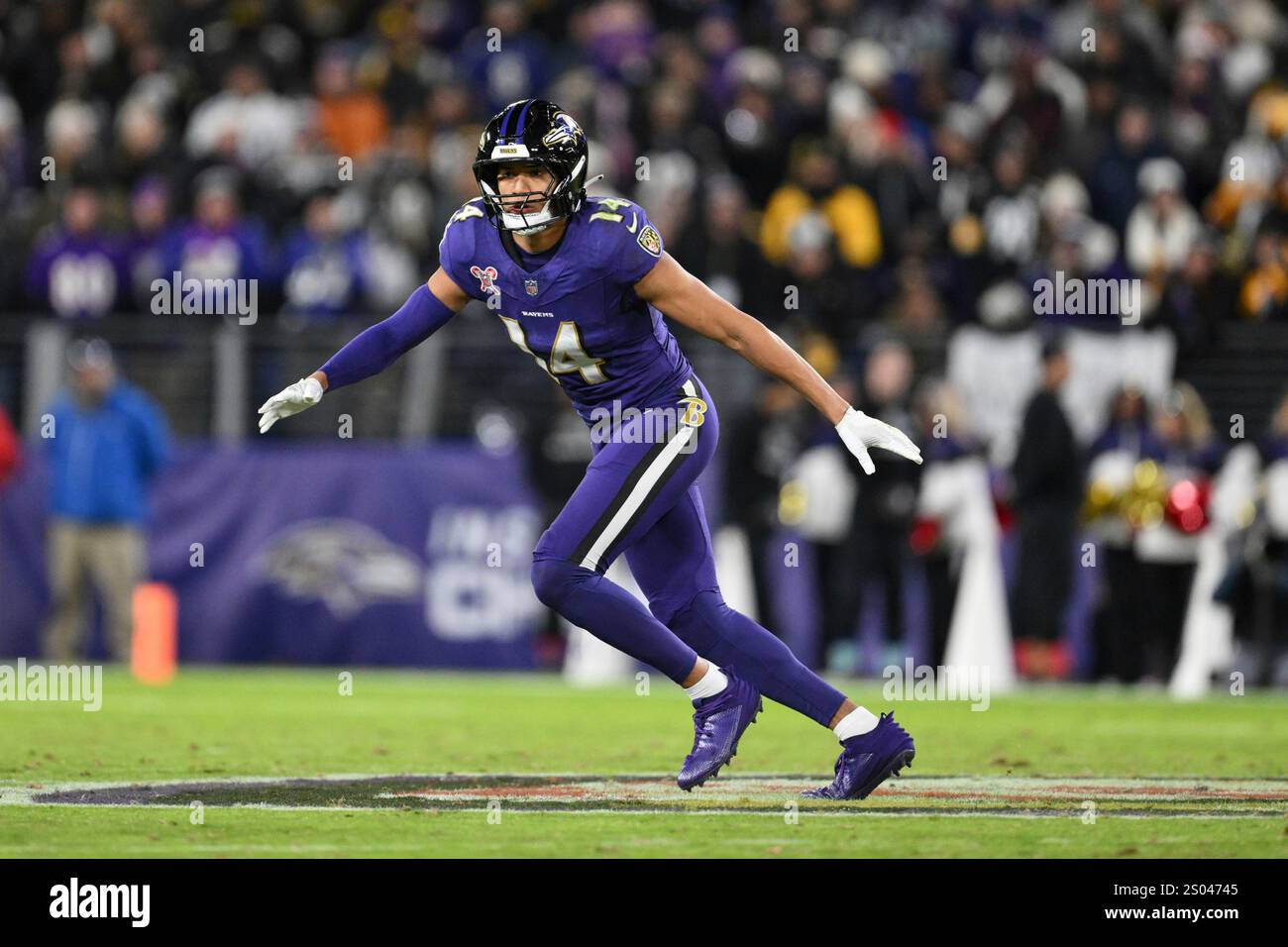 Baltimore Ravens safety Kyle Hamilton (14) in action during the second ...