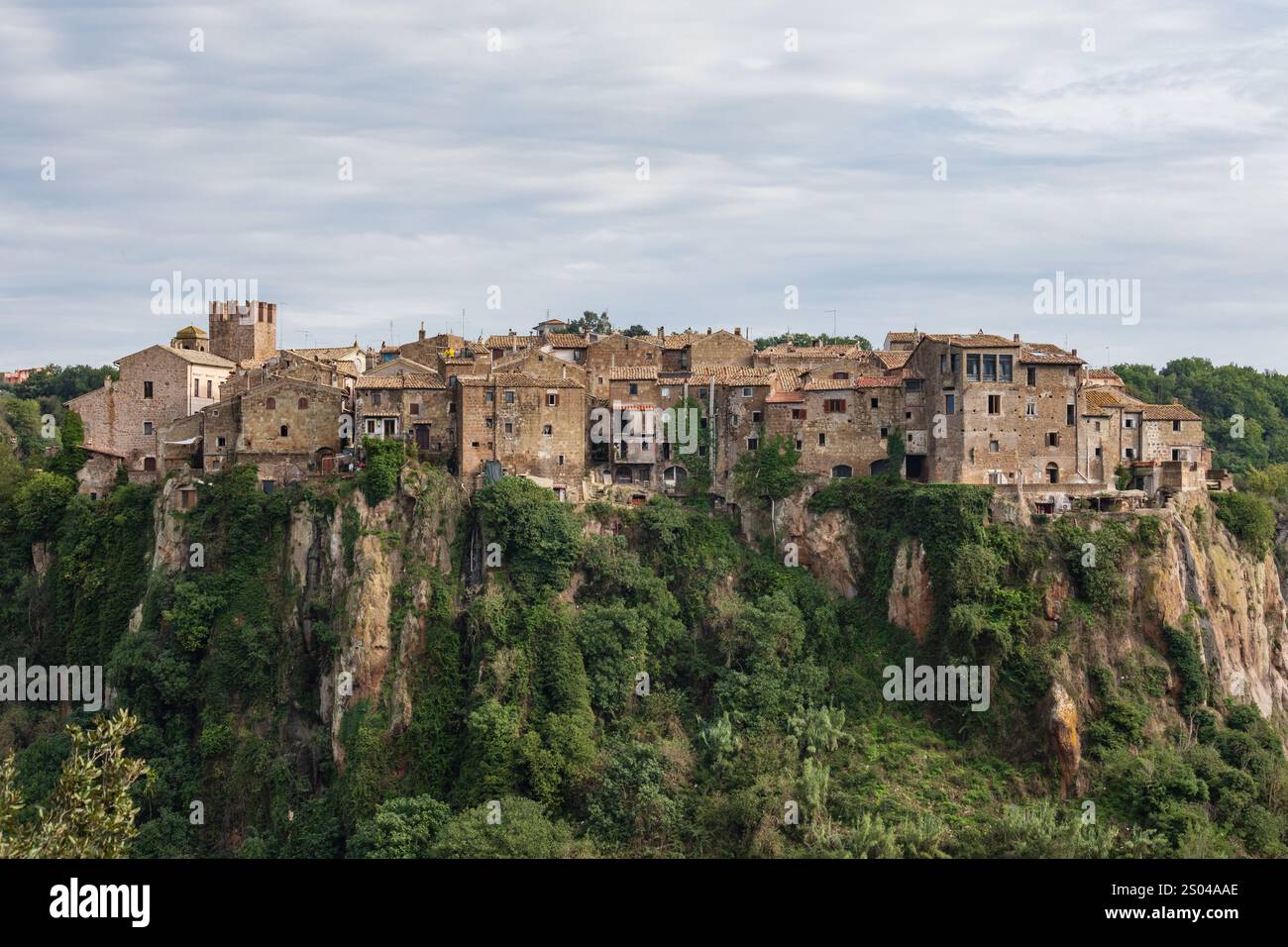 Ancient village alley, Calcata, Italy Stock Photo - Alamy