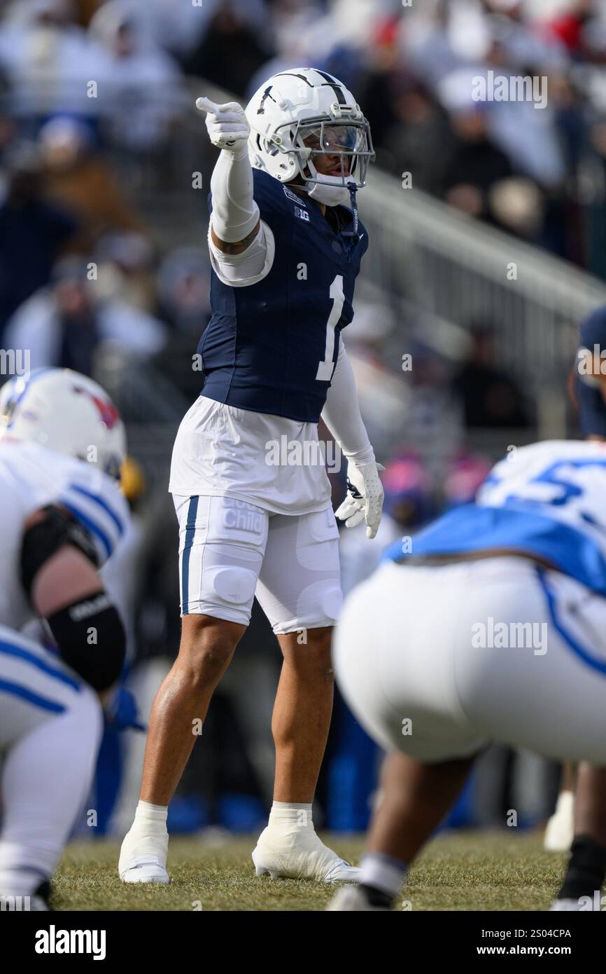 State College, PA, USA. 21st Dec, 2024. Penn State Nittany Lions safety Jaylen Reed (1) calls a ...