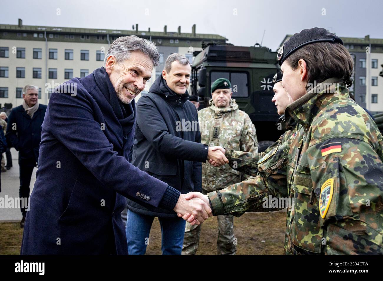 RUKLA - Prime Minister Dirk Schoof with his Lithuanian counterpart ...