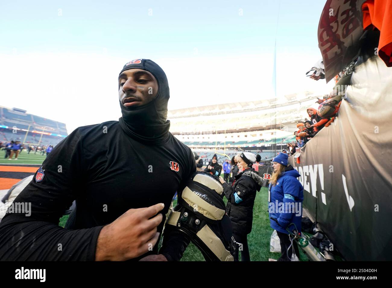 Cincinnati Bengals safety Geno Stone (22) jogs to the tunnel following ...