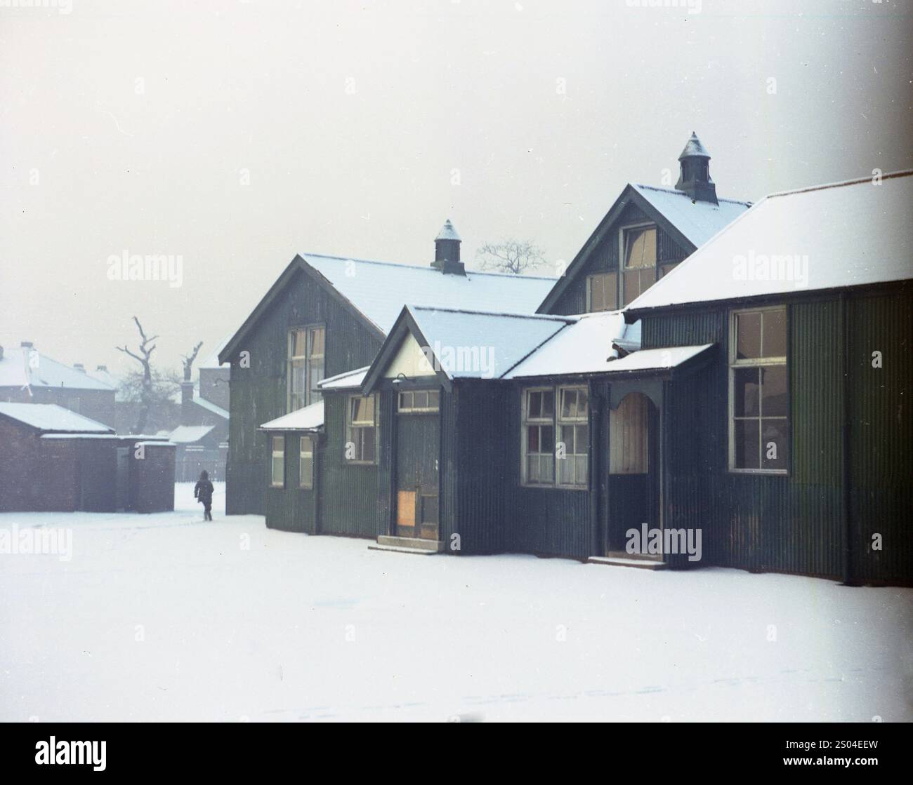 Old 1960s school building hi-res stock photography and images - Alamy