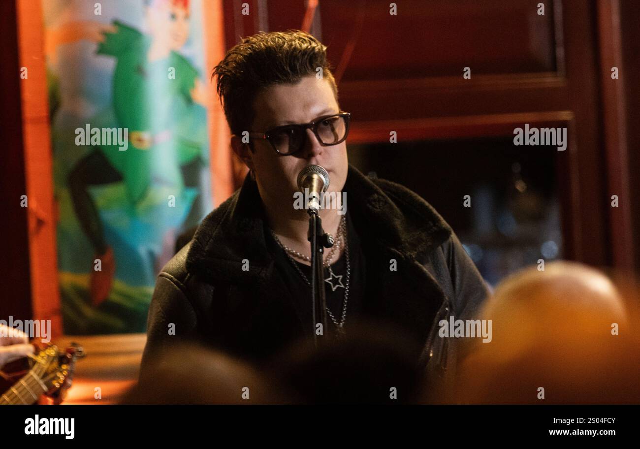 Shobsy takes part in the annual Christmas Eve busk outside the Gaiety ...