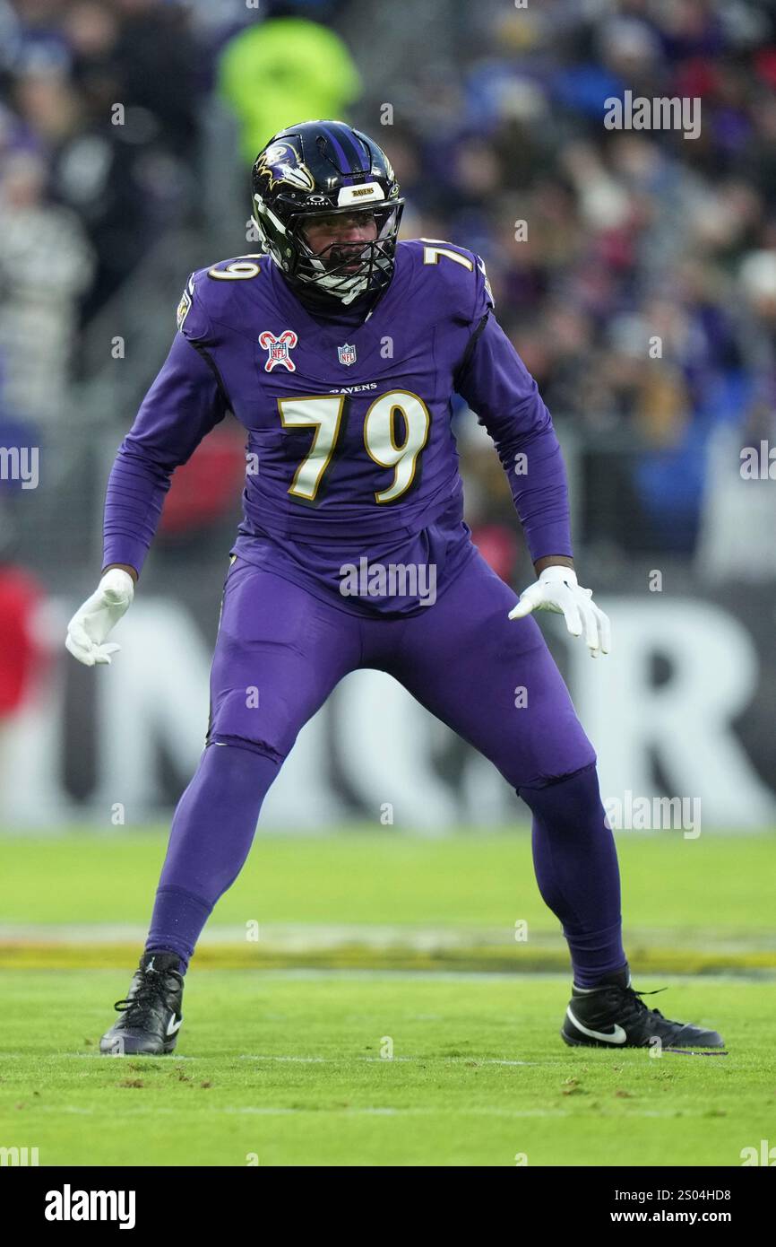 Baltimore Ravens offensive tackle Ronnie Stanley (79) protects the ...