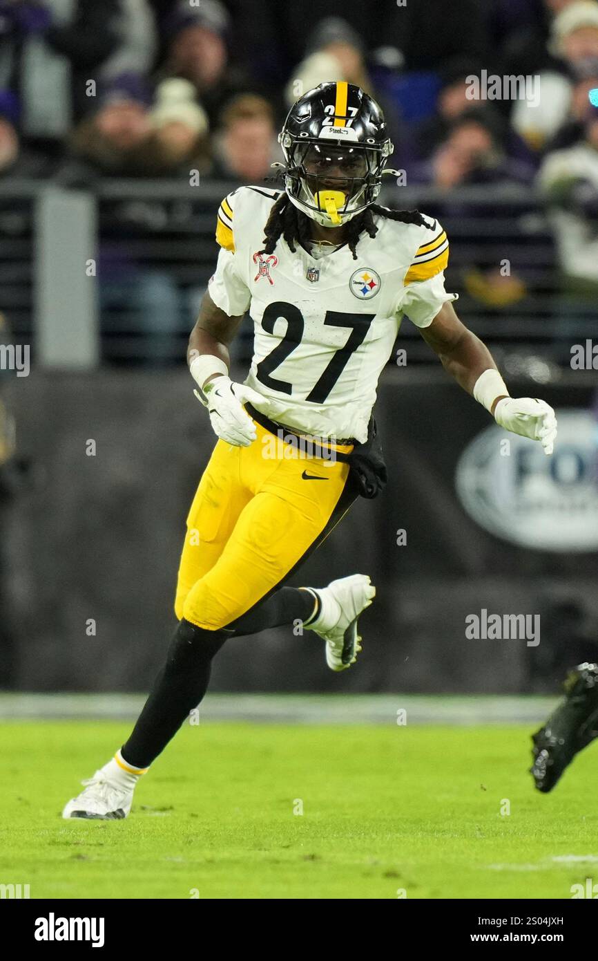 Pittsburgh Steelers cornerback Cory Trice Jr. (27) defends in the ...