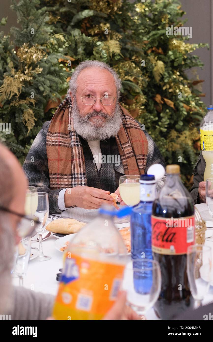 Father Angel during the solidarity Christmas dinner of Messengers of ...