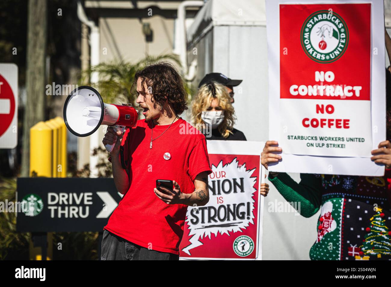 Tampa, Florida, USA. 24th Dec, 2024. Starbucks Workers United union ...