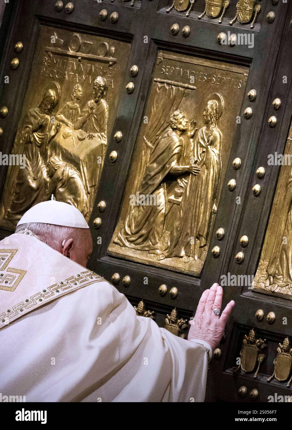 Vatican City, Vatican. 24th Dec, 2024. VATICAN CITY, VATICAN - DECEMBER ...