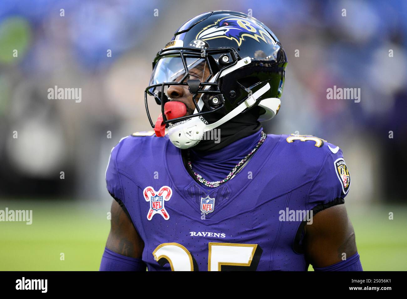 Baltimore Ravens cornerback Desmond King II (35) works out before an ...
