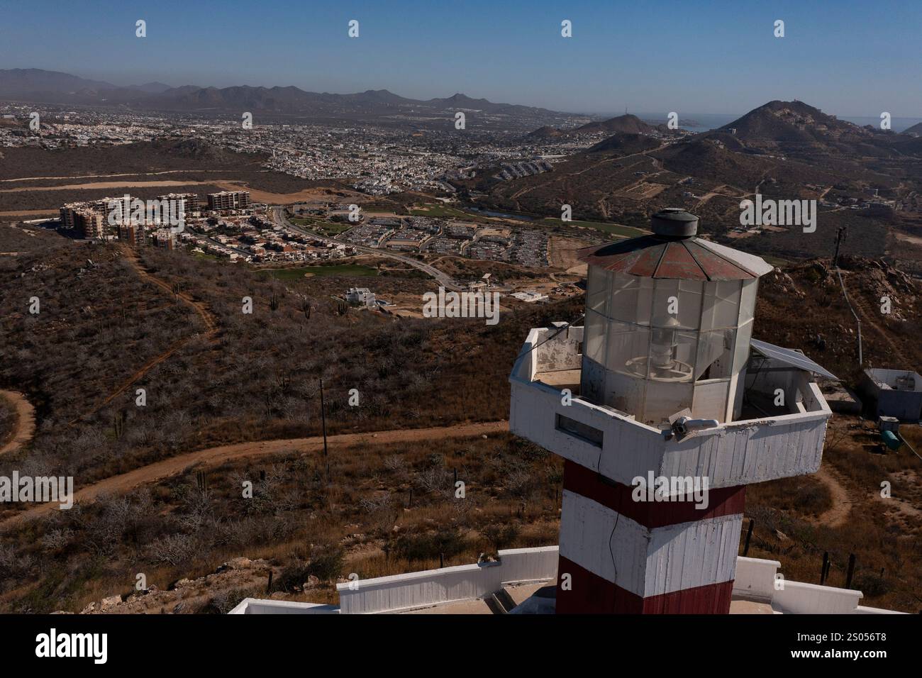 The lighthouse near Pueblo Bonito Quivera Golf Course Resort in Cabo ...