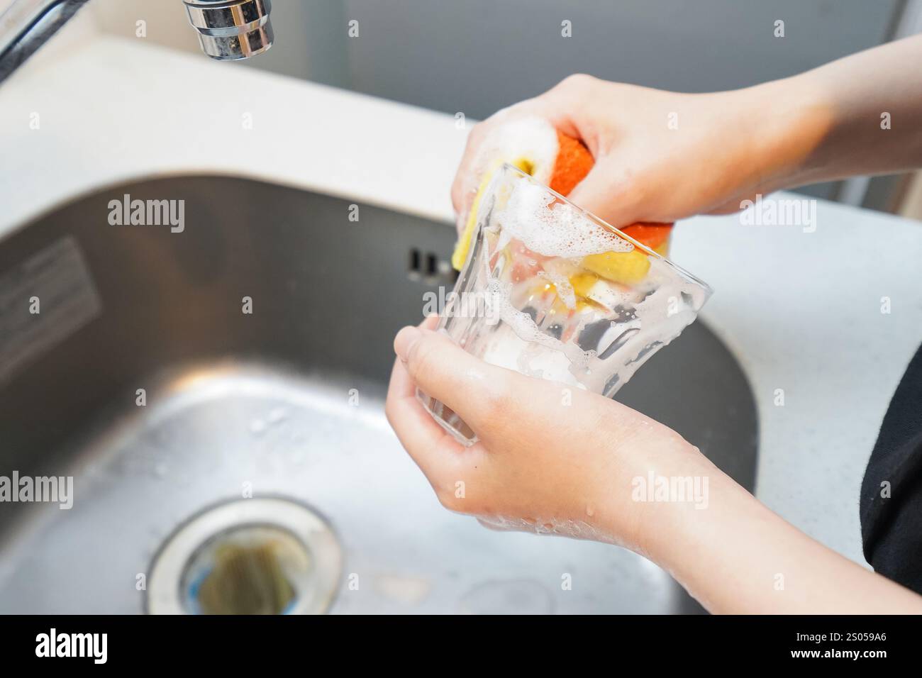 Washed up foam hi-res stock photography and images - Alamy
