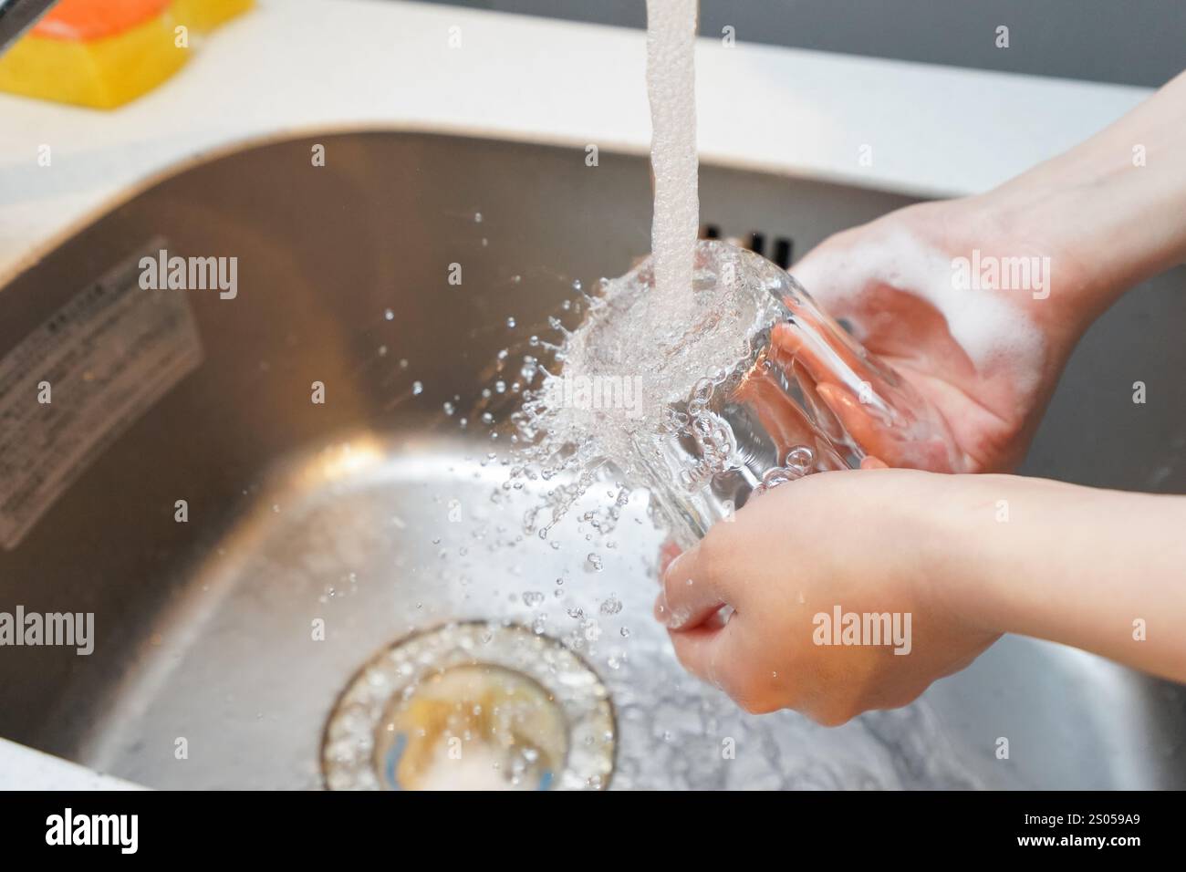 Dishes to be washed Stock Photo - Alamy