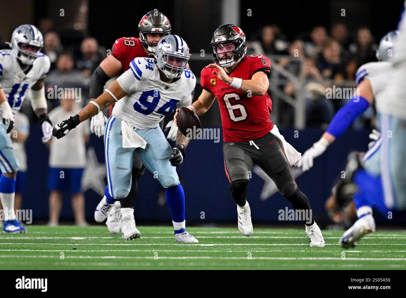 Tampa Bay Buccaneers quarterback Baker Mayfield (6) runs with the ball ...