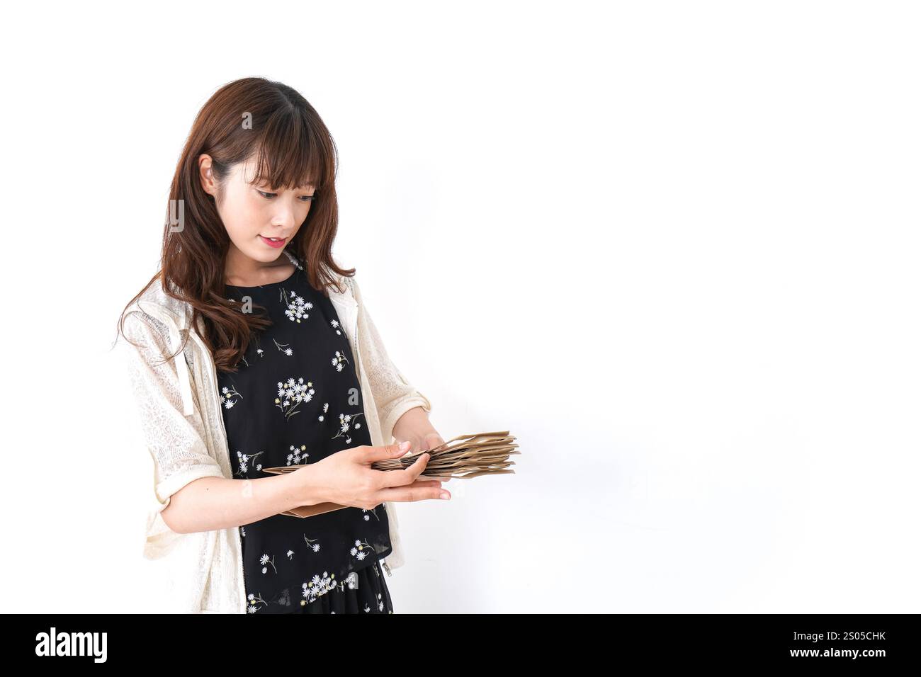 Tokyo japan shop staff hi-res stock photography and images - Alamy