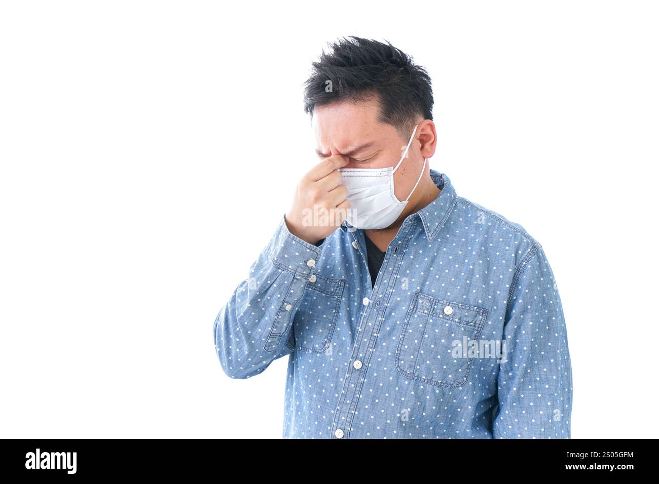 Man with a cold Stock Photo - Alamy