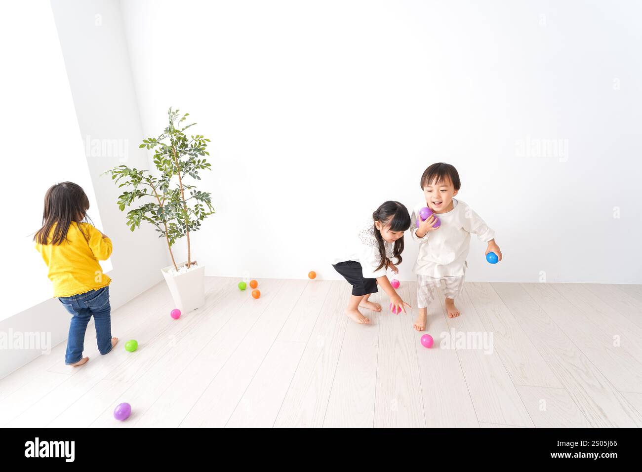 Children playing at home Stock Photo - Alamy