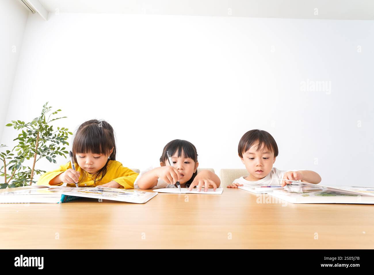 Child psychology study hi-res stock photography and images - Alamy