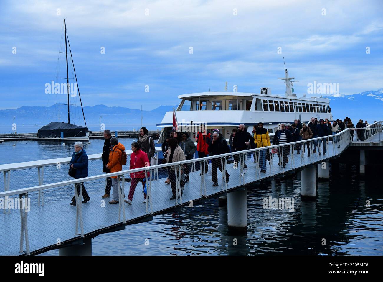 Evian, France. 18th Dec, 2024. Cross-border workers and tourists ...